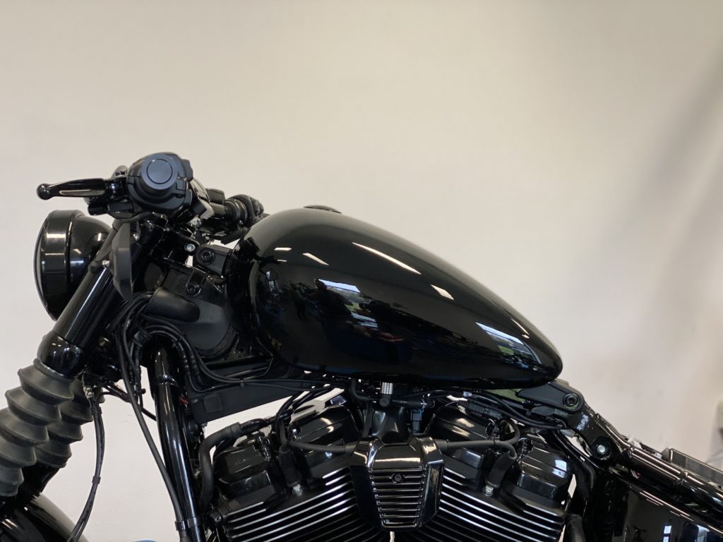 Tank lift 50mm Softail Street Bob and Softail standard from 2018 - Dark ...